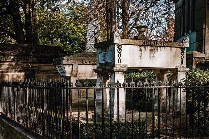 #1 Pere Lachaise Cemetery | Satisfaction Guaranteed! | 12ppl Max - Why This Tour Is a Must-Do for Culture Enthusiasts