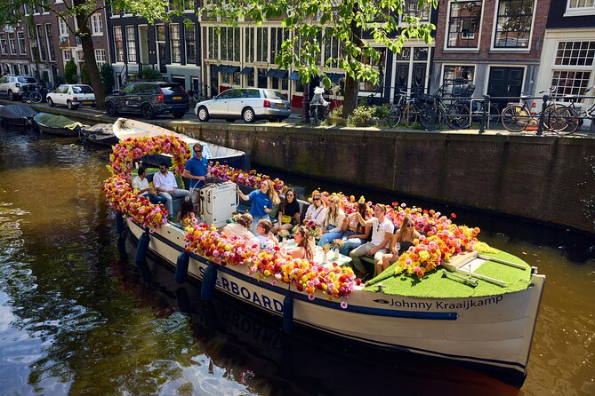 Amsterdam Flower Boat Canal Cruise with Local Guide - Who Should Consider This Tour?