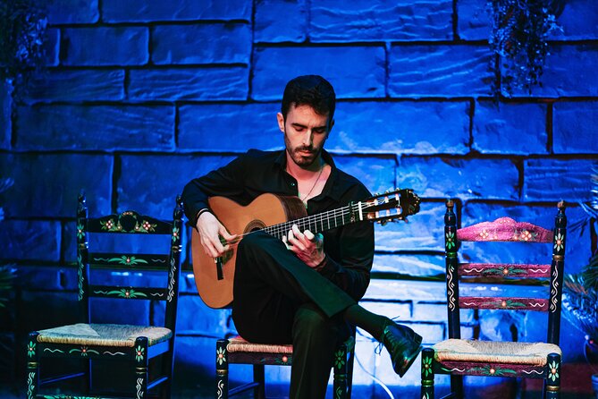 Baraka Triana. Flamenco show with drink - The Experience: Whats on Offer