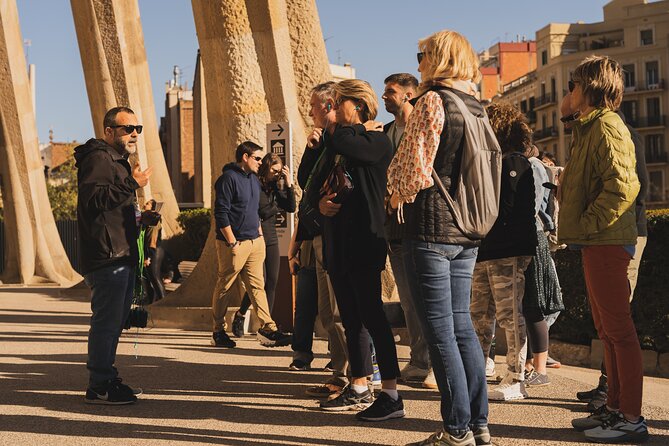 Barcelona: Sagrada Familia Skip-the-Line Guided Tour & Tickets - What to Expect During the Tour