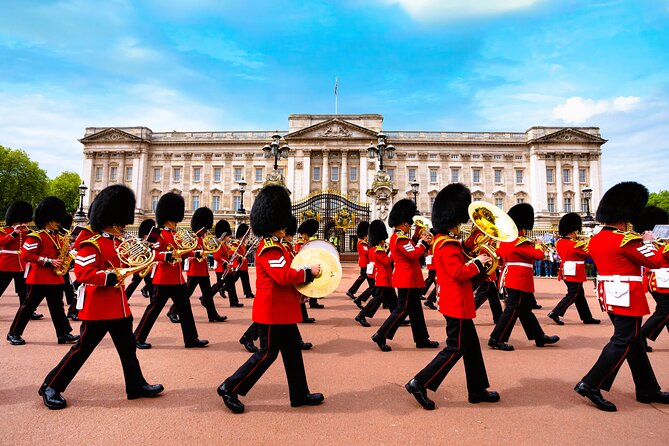 Buckingham Palace Entrance Ticket & Changing of the Guard Tour - What to Expect: A Closer Look