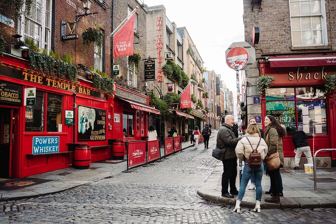 Dublin in a Day: Dublin Castle, Book of Kells, Guinness & Whiskey - The Balance of Value and Experience