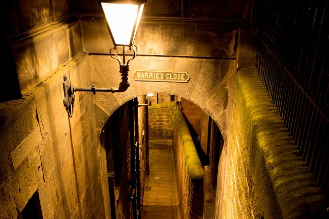 Edinburgh Witches Old Town Walking Tour & Underground Vault - A Closer Look at the Tour Experience