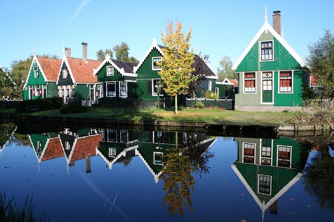 Excursion to the mills of Zaanse Schans - A Deep Dive into the Zaanse Schans Tour