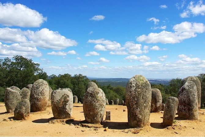 From Lisbon to Alentejo: Évora and Megaliths Full-Day Tour - Transportation and Group Dynamics