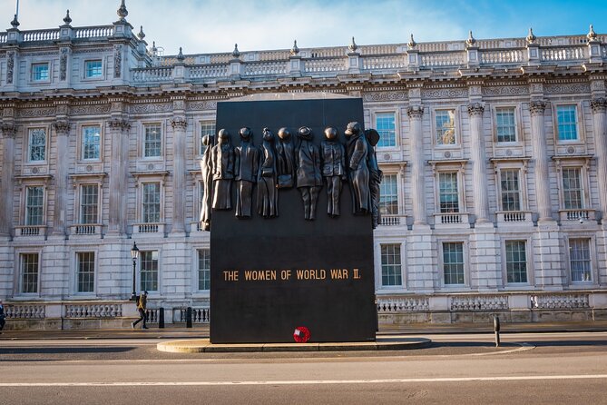 London in WW2 Walking Tour with Churchill War Rooms Visit - An In-Depth Look at the Tour Experience