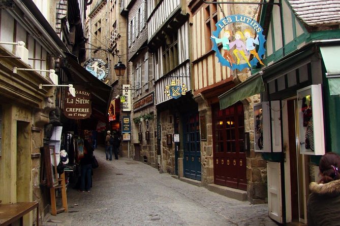 Mont Saint Michel Experience - Shuttle Service from Bayeux - An Honest Breakdown of What to Expect