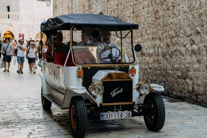 OLD CAR DUBROVNIK private sightseeing tour - A Vintage Ride with a Distinctive Flair