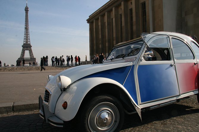 Paris Classic tour in 2CV - The Itinerary: Skimming the Main Sights