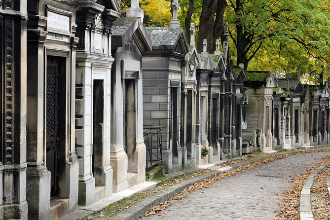 Paris Père Lachaise Cemetery Love Affairs and Death Walking Tour - What You Can Expect from the Tour