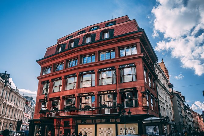 Prague Old Town New Town and Jewish Quarter Morning Tour - What the Reviews Say