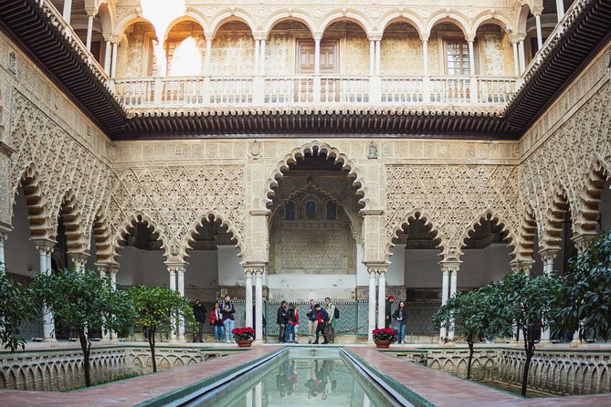 Private Alcazar, Giralda and Cathedral of Seville Tour - A Balanced Perspective