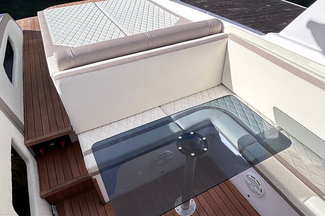 Private Boat Tour on Lake Como - Starting Point and First Impressions