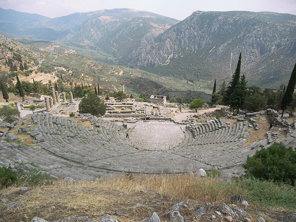 Private Delphi and Thermopylae Full Day Tour from Athens - Visiting Thermopylae: The Battlefield and Museum