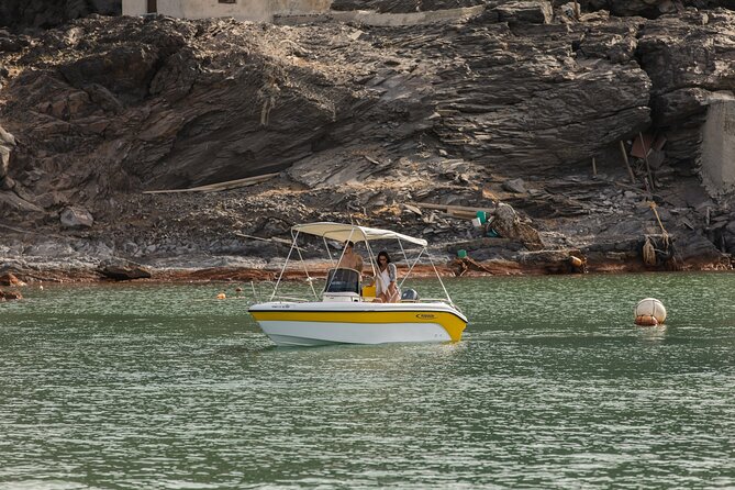 Rent a Boat Without a License in Santorini - The Experience: An In-Depth Look