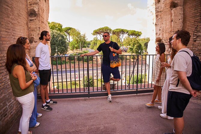 Rome: Small Group Tour Colosseum Experience - Key Points