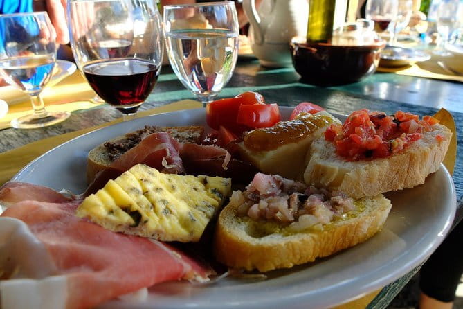 Small Group Chianti Wine Tasting with Seven Tuscan Wines - Who Should Consider This Tour?