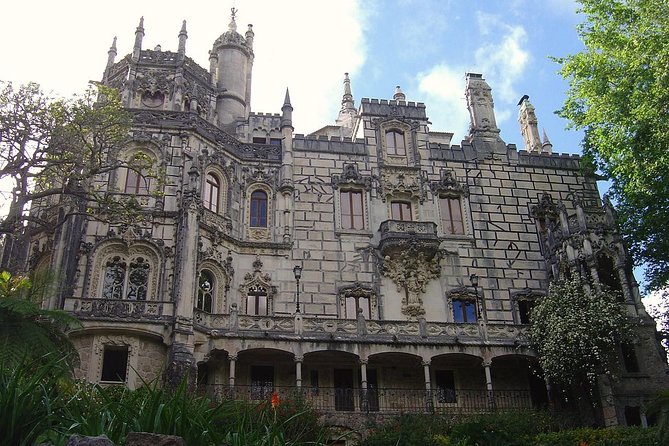 Small group tour to Sintra, Pena Palace, pass by Regaleira, Cabo Roca, Cascais - Who Should Book This Tour?