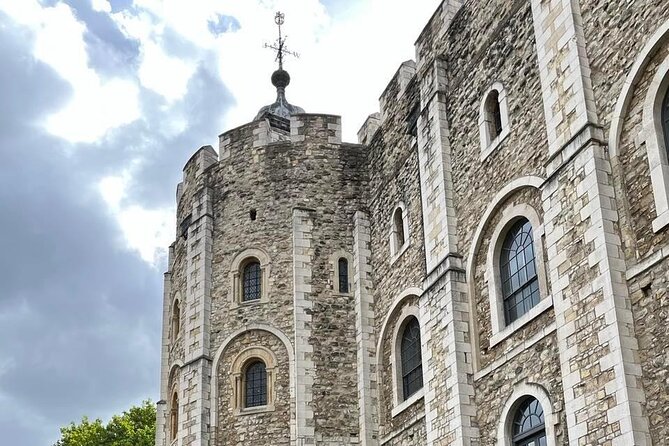 Tower of London Private Tour for Families and Friends - Why Choose a Private Tour of the Tower of London?