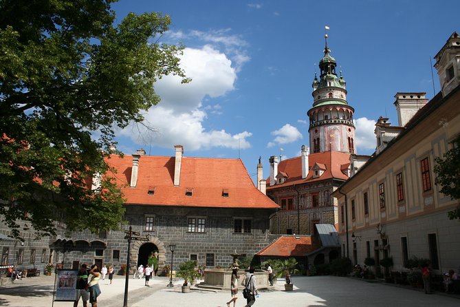 Trip to Cesky Krumlov from Prague - The Real Value: Price and What You Get