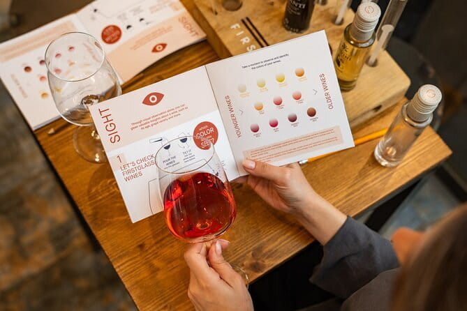 Wine Tasting Experience in Ponte Vecchio: Best Tuscany selection! - Key Points