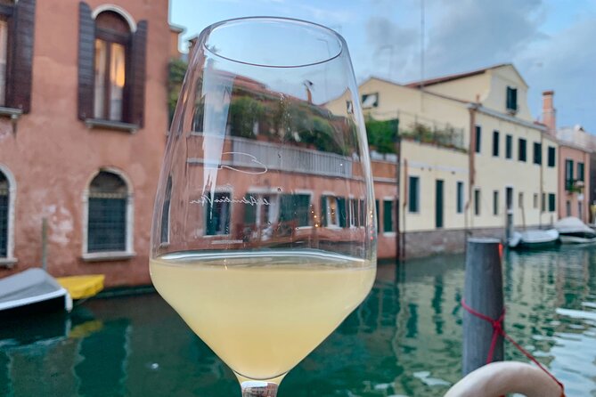 A Venetian Evening - Wine Tasting & Cicchetti with a Local guide - What’s Included and What’s Not?