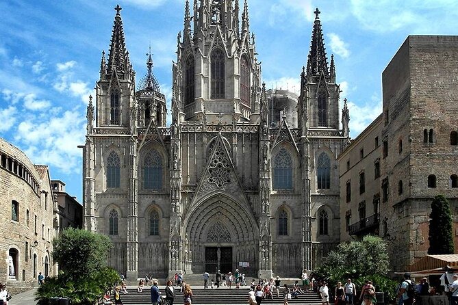 Barcelona Highlights Private Tour with Port or Hotel Transfers - FAQ About the Tour