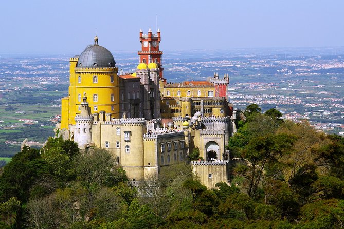 Best of Sintra and Cascais Private Full Day Tour - How Transportation and Guides Elevate the Experience