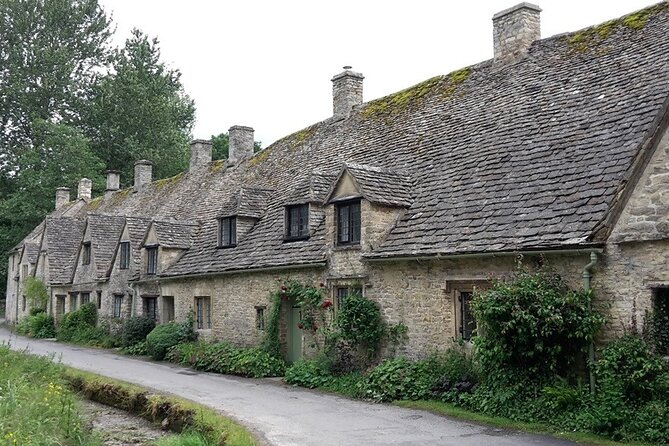 Cotswolds in a Day Tour from Moreton-in-Marsh / Stratford-on-Avon