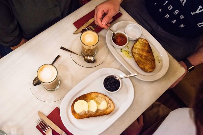 De Mercados: A Neighborhood Market and Food Tour