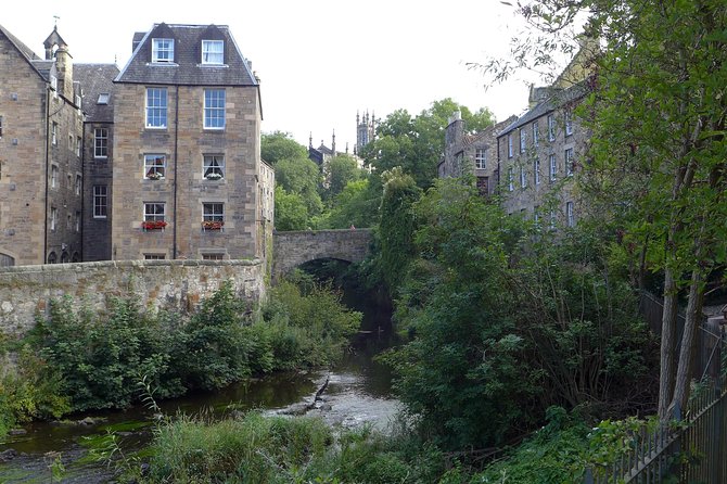 Edinburgh: Dean Village Circus Lane Walking Tour with a Local - Why This Tour Is a Smart Choice