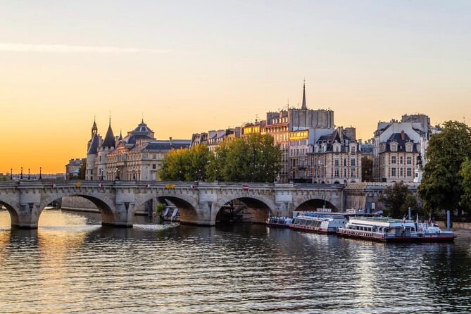 Escape game on the Île de la Cité - What Makes This Tour Stand Out?