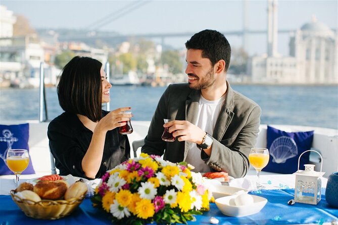 Exclusive Bosphorus Cruise - Luxury Yacht Experience in Istanbul - The Itinerary: What You Can Expect