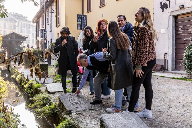 Milan: Navigli Food & Drinks Tour with Eating Europe