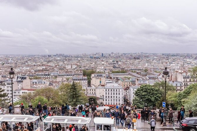 Montmartre Tour with a Local Guide: Private & 100% Personalized - Authentic Local Experiences