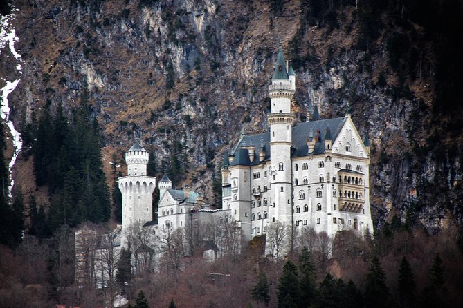 Neuschwanstein Castle and Linderhof Private Tour from Munich - Detailed Breakdown of the Itinerary