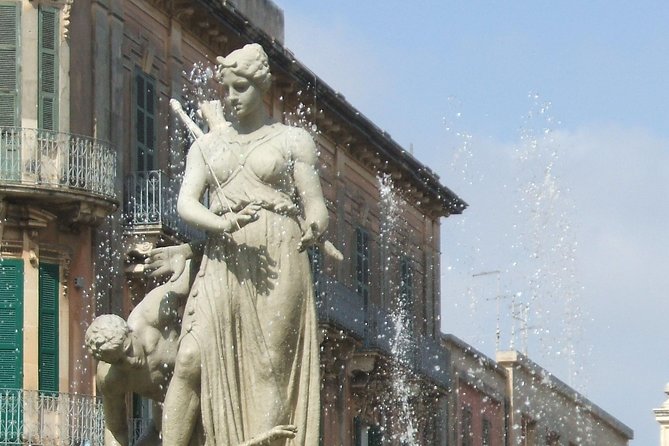 Ortigia: Syracuse's Ancient Town Center Private Walking Tour
