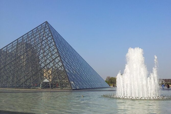 Paris: Highlights of the Louvre Private Tour with Mona Lisa - Exploring the Louvre: A Deep Dive