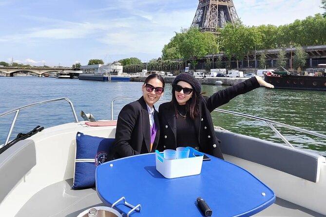 Paris Private Seine River Cruise with Captain - A Deep Dive into the Itinerary