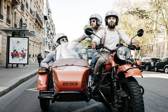 Paris Vintage Private City Tour on a Sidecar Motorcycle