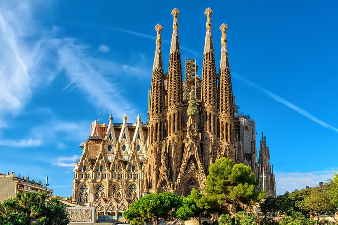Park Guell and Sagrada Familia Private Tour with Hotel pick-up - The Itinerary: What You’ll See and Why It Matters