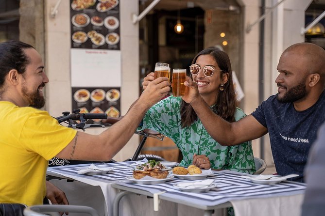 Porto: 3-Hour Old Town & Riverside Bike Tour - Guided Experience
