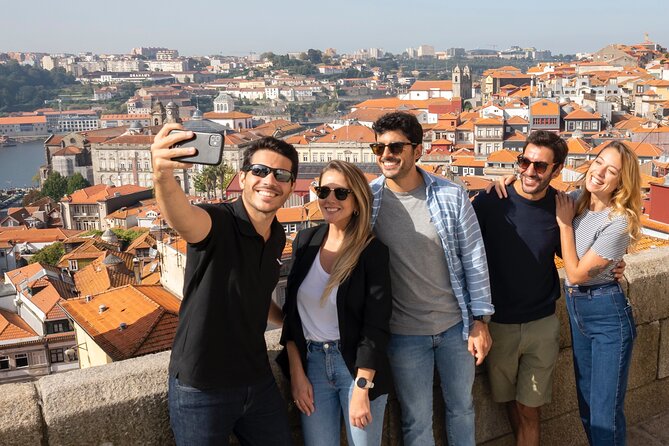 Porto 360°: Helicopter Flight, Guided Walking Tour & River Cruise