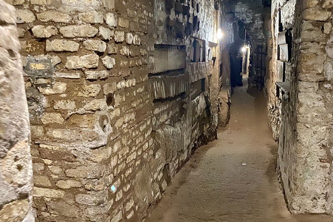 Private Express Tour of Roman Catacombs with Transfer - The Experience Itself: An In-Depth Look