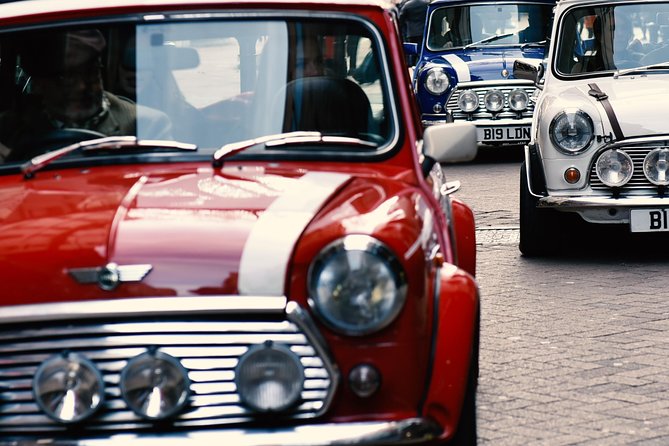 Private Panoramic Tour of London in a Classic Car - An Up-close Look at the Tour Experience