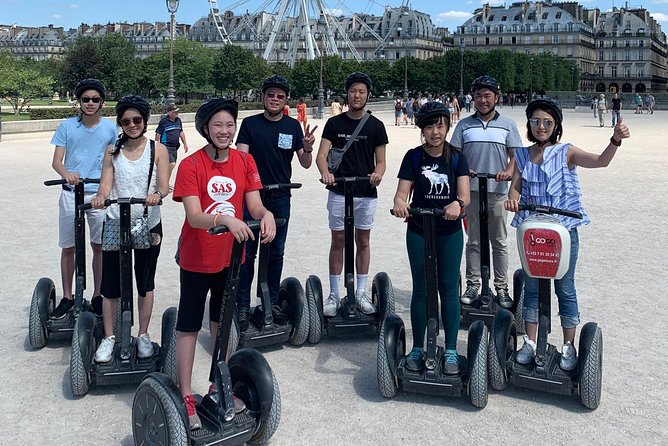 Private Tour: Discover Paris with Local, 3 hours on a Segway