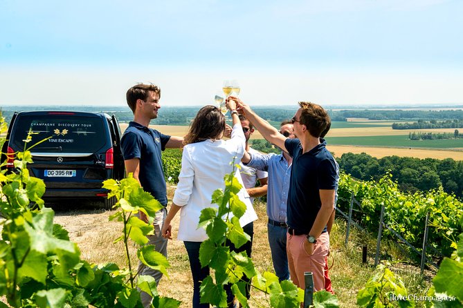 Private tour: Full Day Veuve Clicquot to Reims or Epernay region