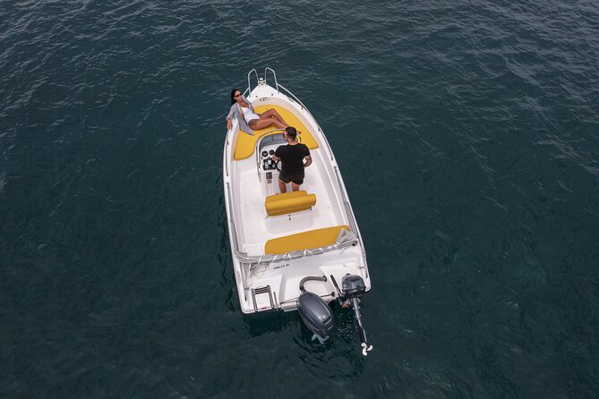 Rent a Boat Without a License in Santorini - Who Is This Tour Best For?