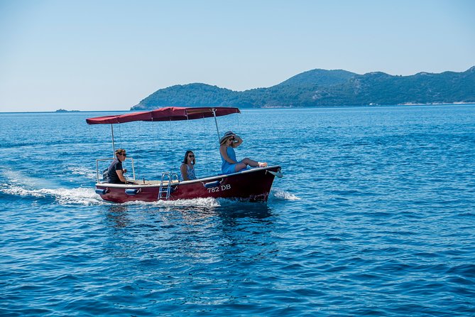 Rent a small boat without skipper - explore the islands and find hidden caves - FAQ