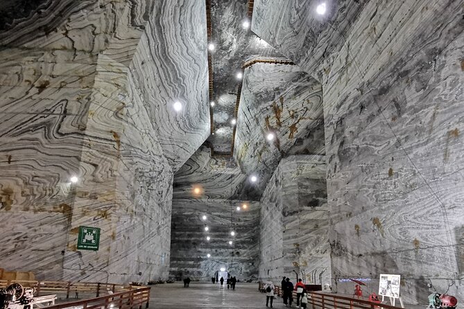 Salt Mine, Lunch at Winery and Dracula Grave - Private Tour